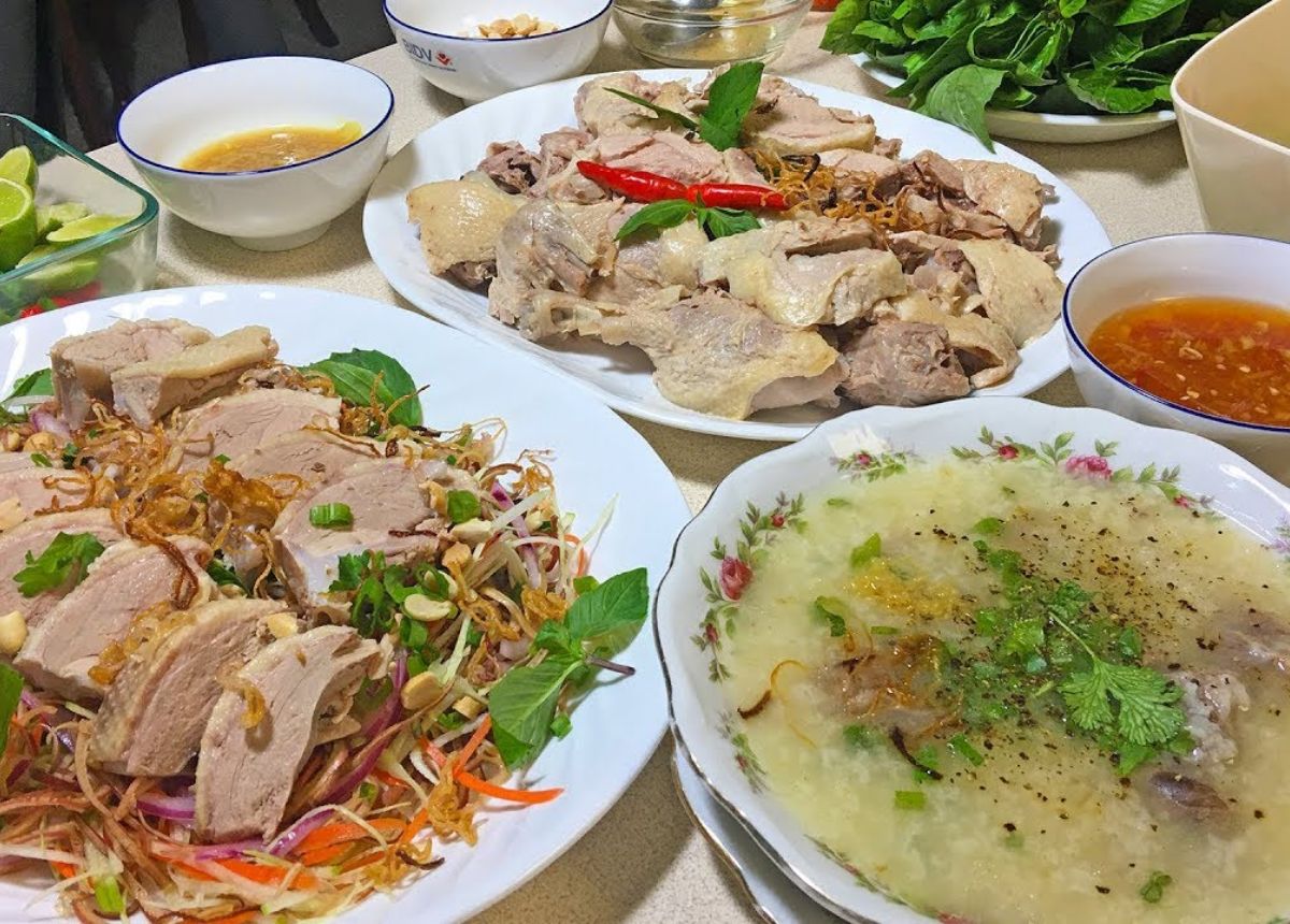 3 Ways to Cook Delicious Duck Congee, Simple Treat for Everyone | Mytour