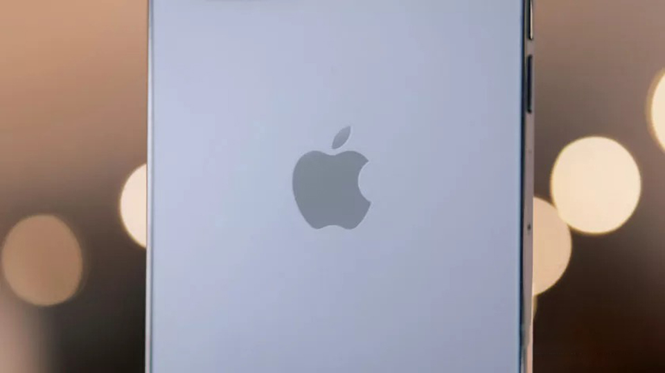 4 Most Ridiculous Mistakes Apple Made on iPhone