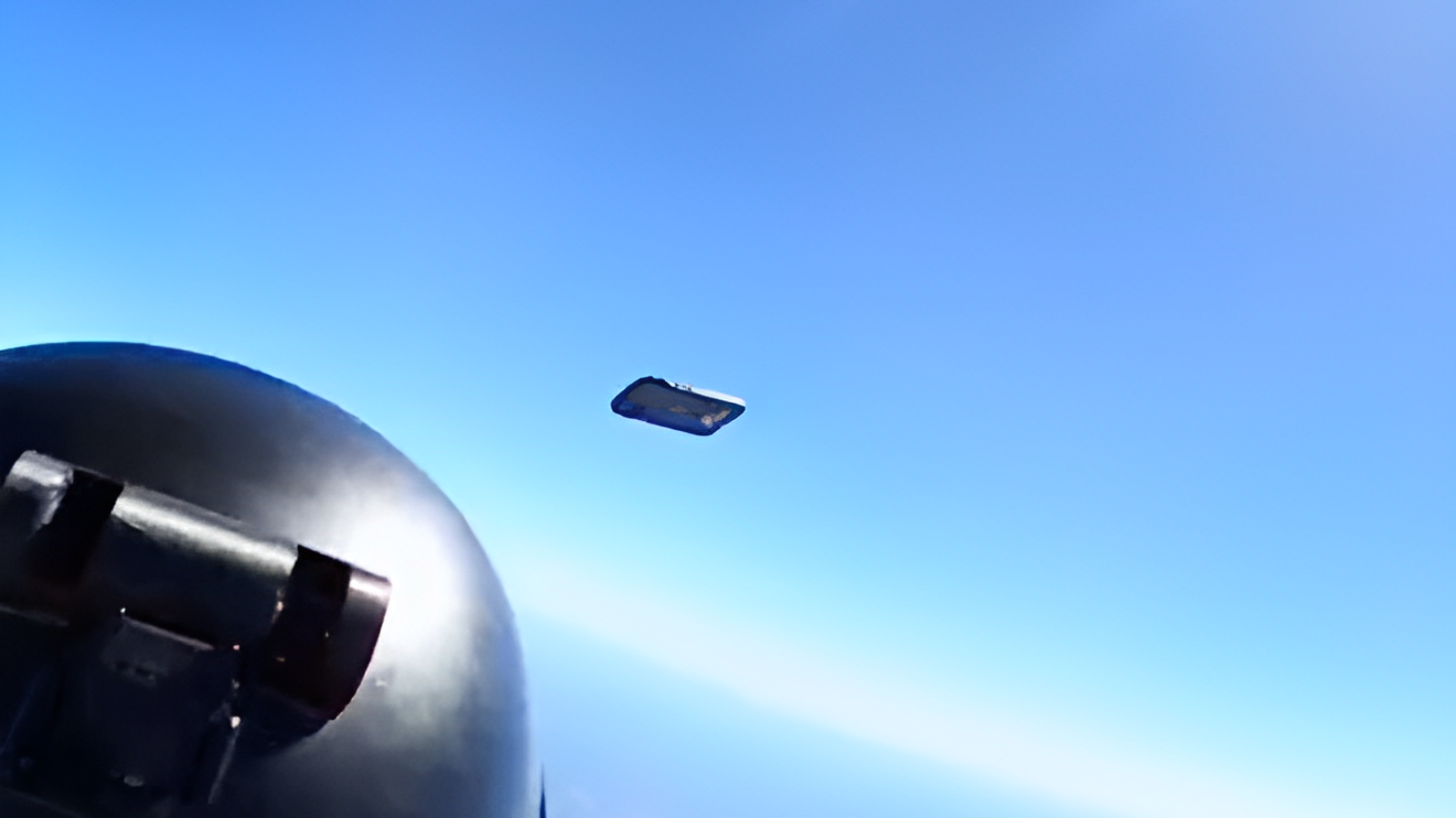 iPhone's Extreme Drop Test from 4,200+ Meters and the Conclusion