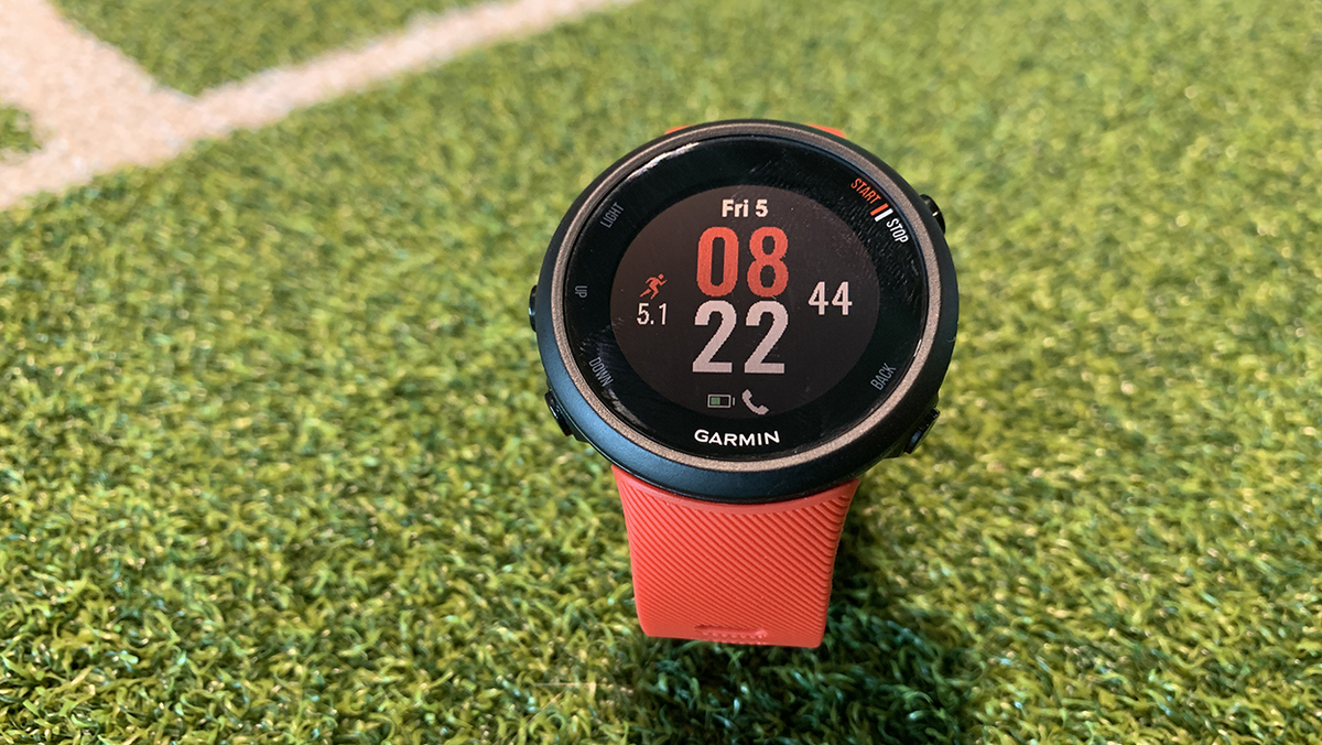Discover the ultimate guide to using Garmin Forerunner 45 in full detail