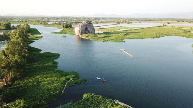 Trị An Lake: Travel Tips & Camping Experience at Trị An Lake, Đồng Nai ...