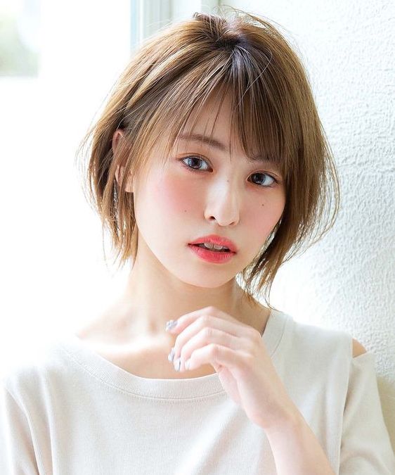 Top trendy and modern short layered mullet hairstyles for women ...