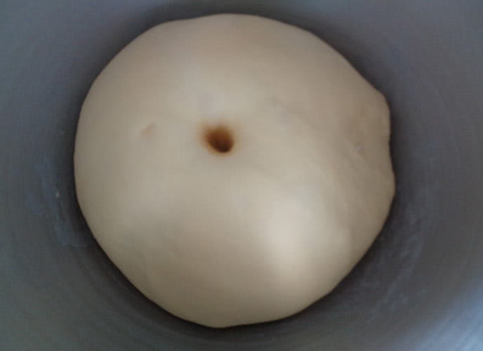 Daisy blossom bread: Soft crust, chewy interior, perfect for a ...