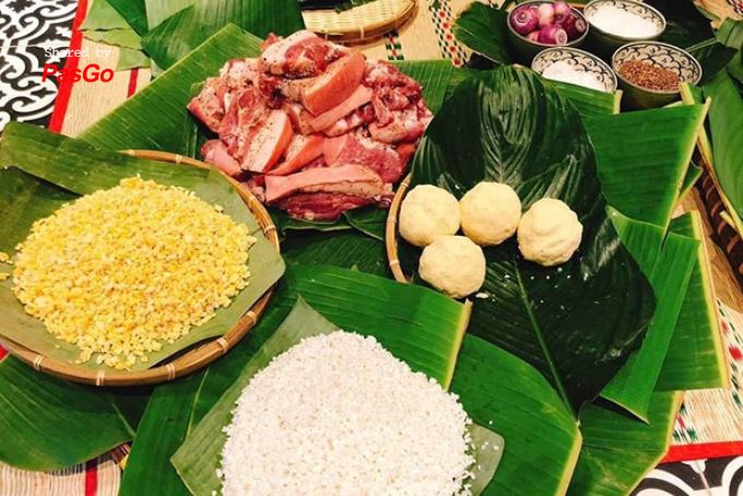 The Simplest, Fastest Way to Wrap Tet Cakes