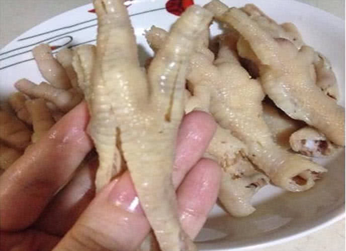 Quick and visually appealing method to debone chicken feet in just 3 steps!