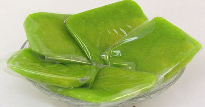 How to Make Fragrant and Chewy Hanoi Green Sticky Rice Cakes at Home