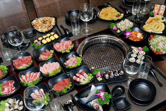 Explore the 50-Dish Menu at Mishagi Hotpot Restaurant