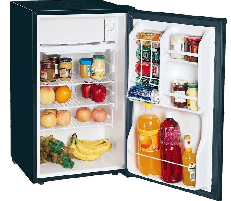 Top Affordable Mini Fridges Under $100 – Perfect for Students and Singles