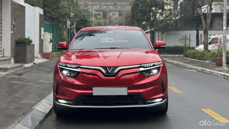 Giá xe VinFast VF8 2022 cũ hiện tại là bao nhiêu?