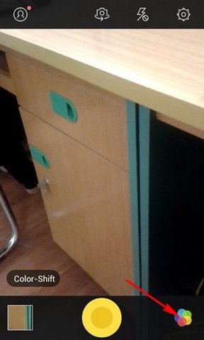 Extracting and adjusting colors with Camera360 on Android, iOS, and Windows