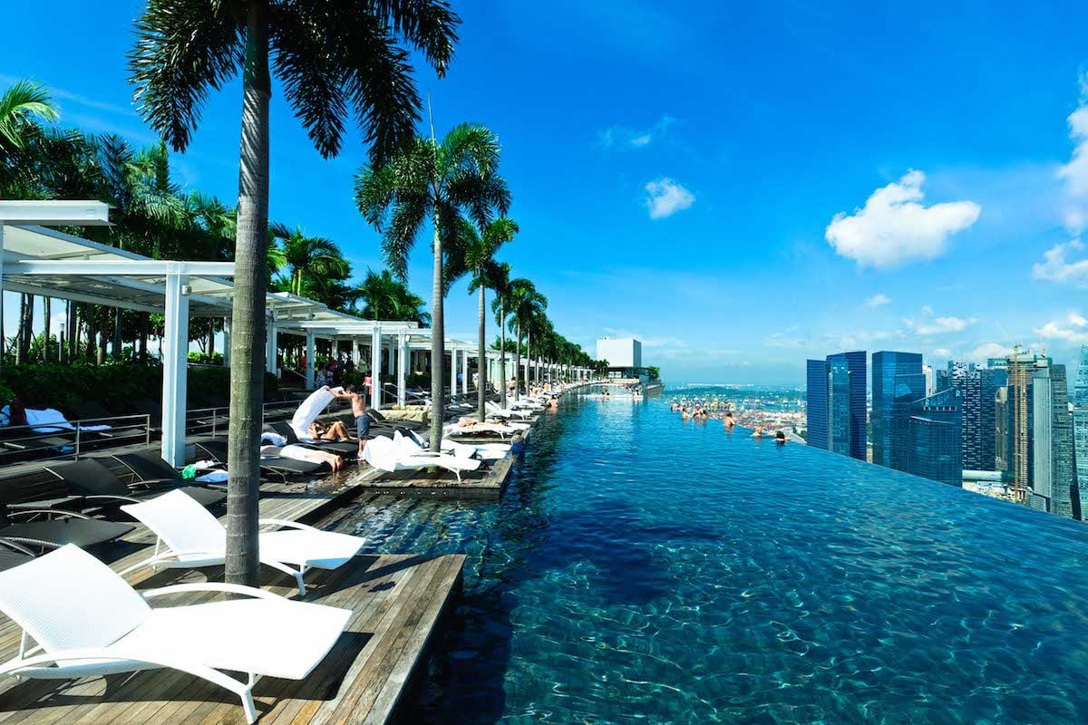 Immerse yourself in the world's largest infinity pool at Marina Bay ...
