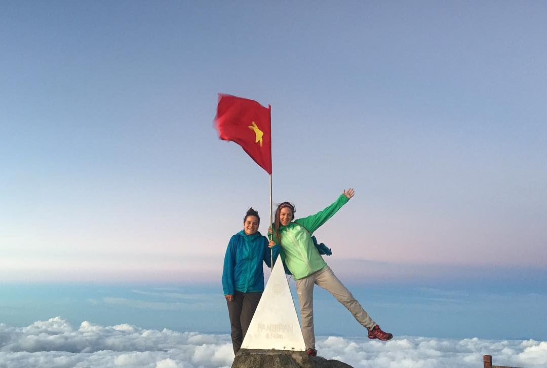 Discover the Ultimate Guide to Conquering Fansipan Summit - The Roof of ...