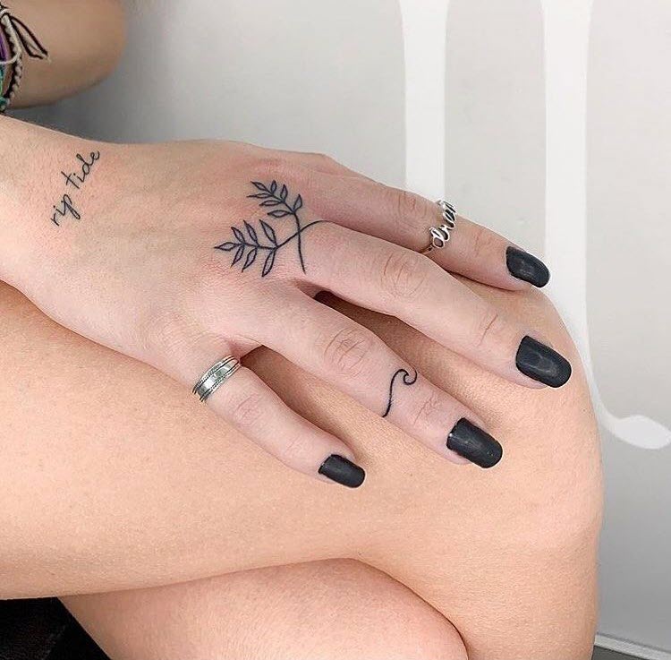 Top 100+ Most Beautiful Mini Hand Tattoos in 2024