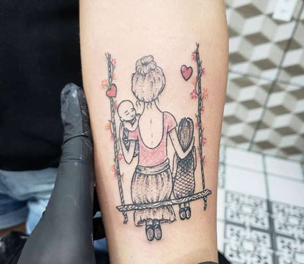 Exquisite Mother and Child Tattoo Designs with Deep Meaning in 2024