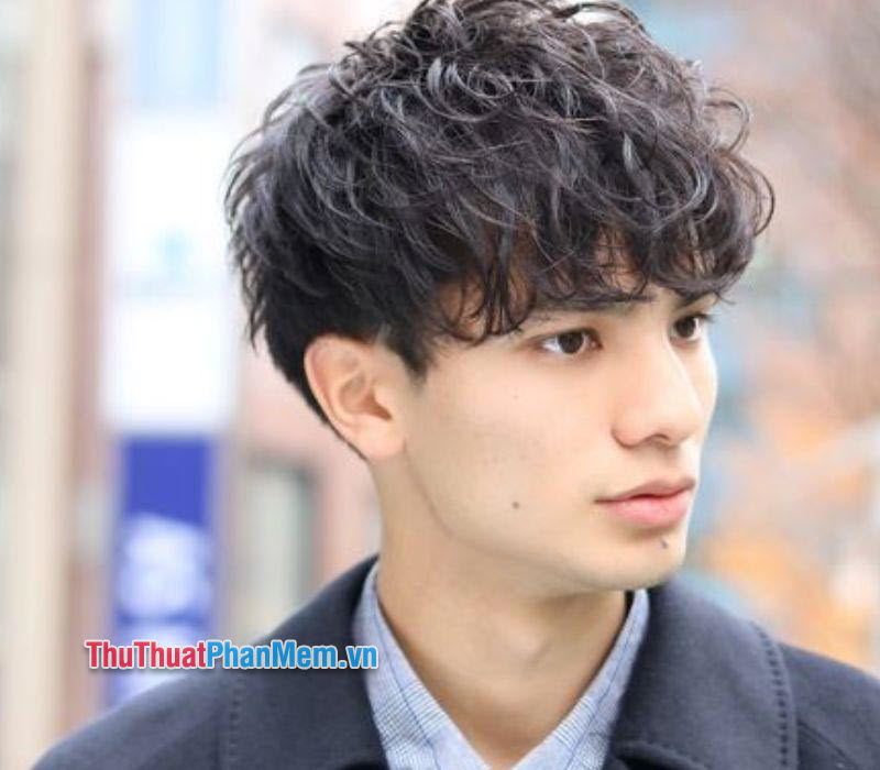 Discover the Most Beautiful Messy Curly Layered Hairstyles in 2024