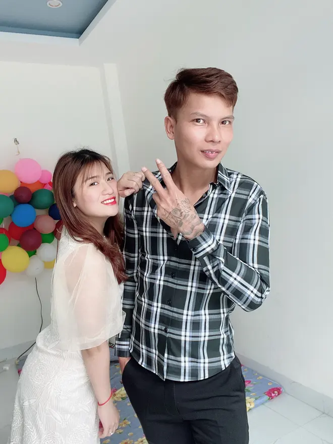 Explore the enchanting moments of Lộc phụ hồ and his wife captured in ...