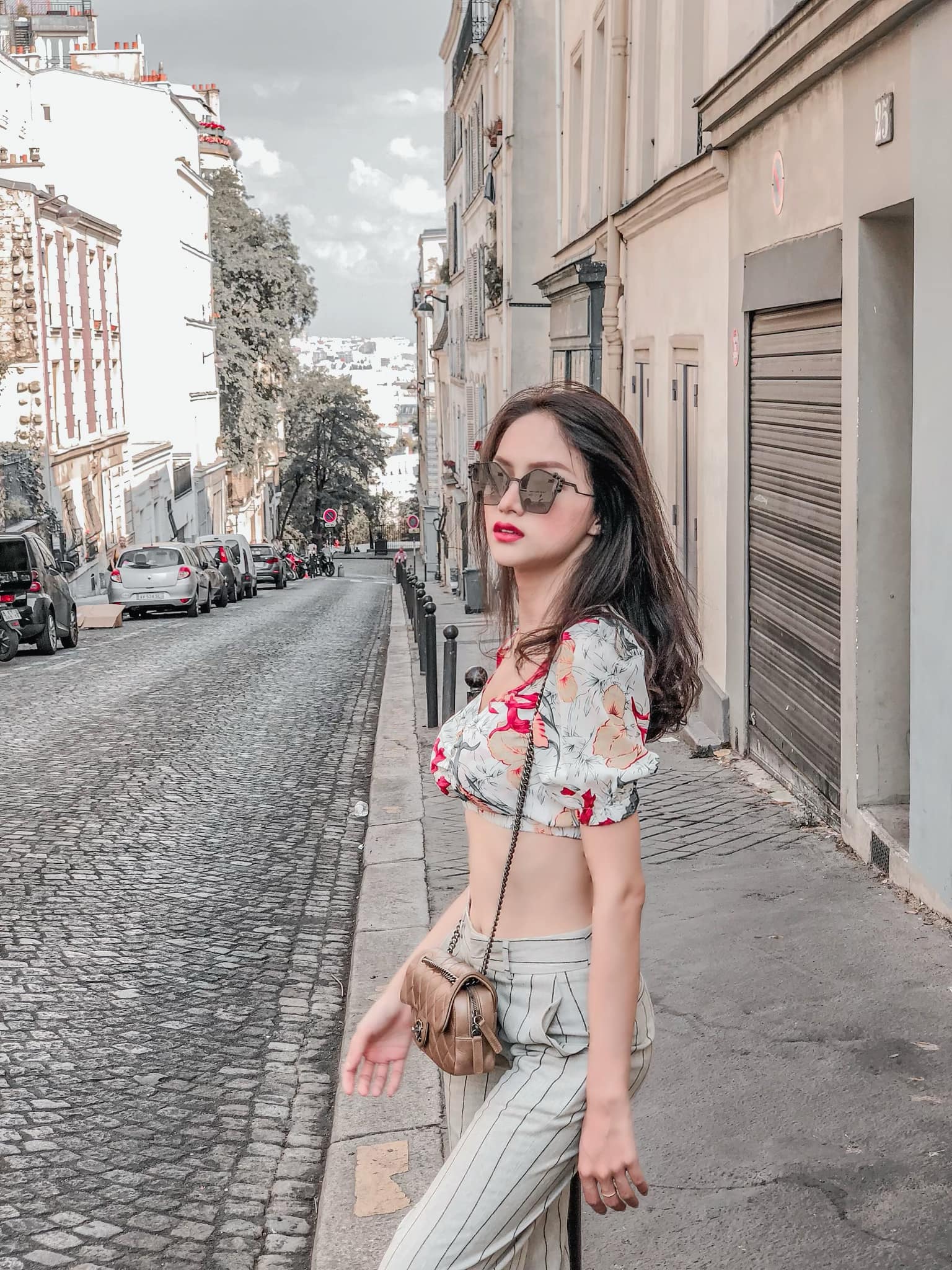 Beautiful Badass Girl Photos