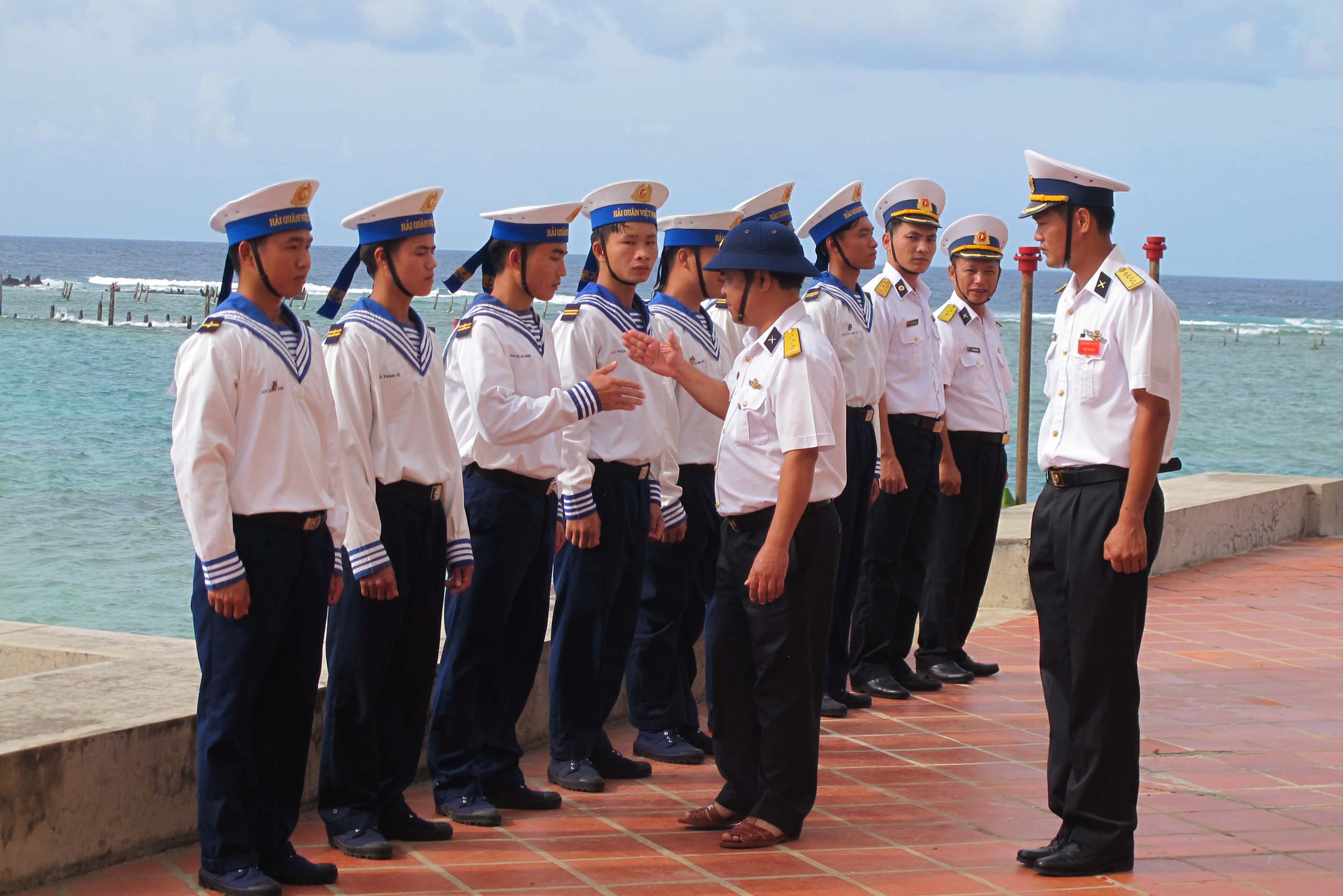 The most stunning images of navy personnel