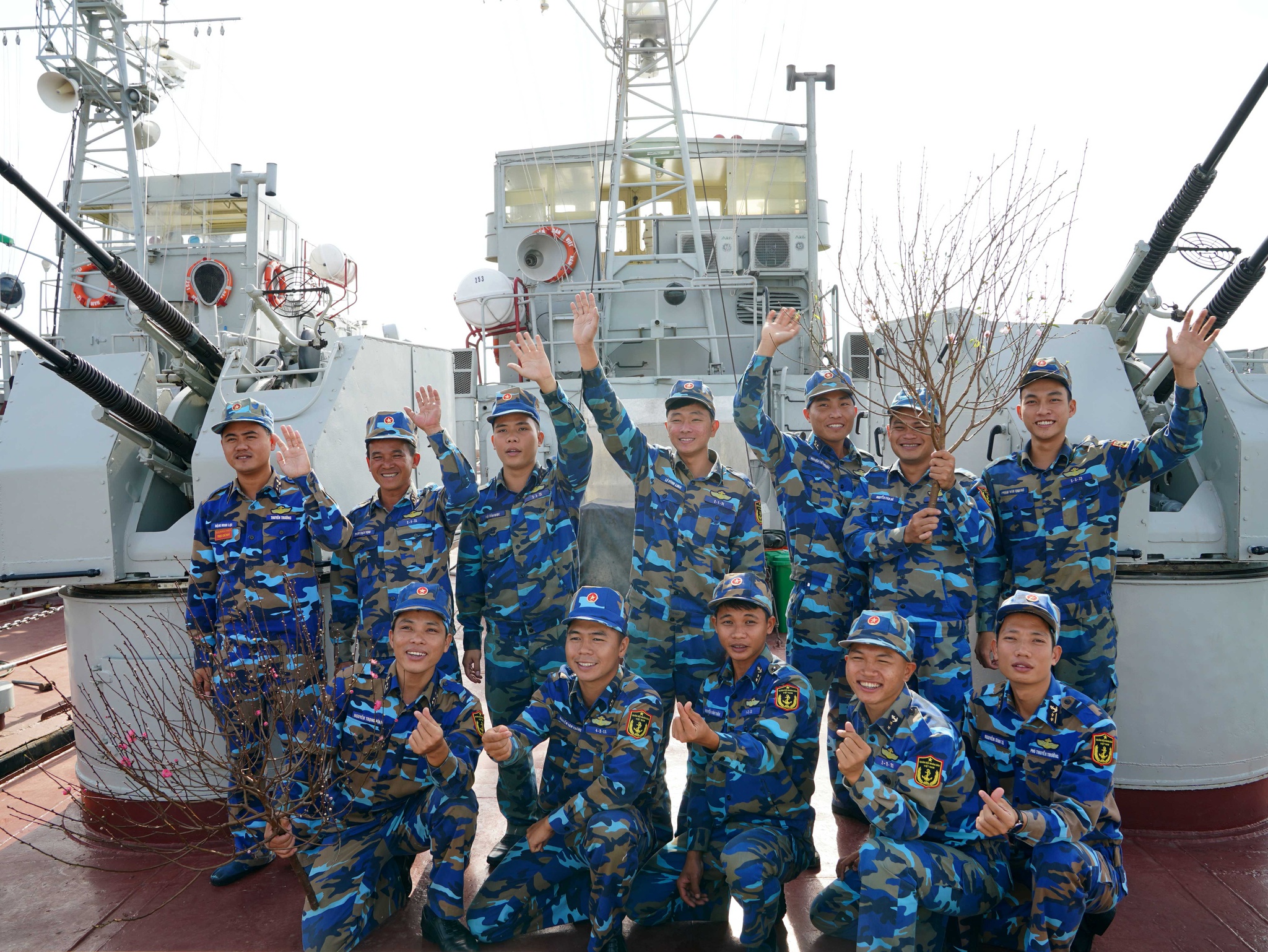 The most stunning images of navy personnel