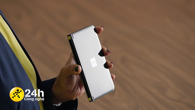 Exploring the Allure of the Freshly Released Surface Duo 2: Pro Camera ...