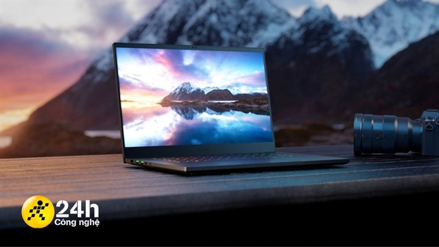 Samsung unveils world's first 240Hz OLED display for computers