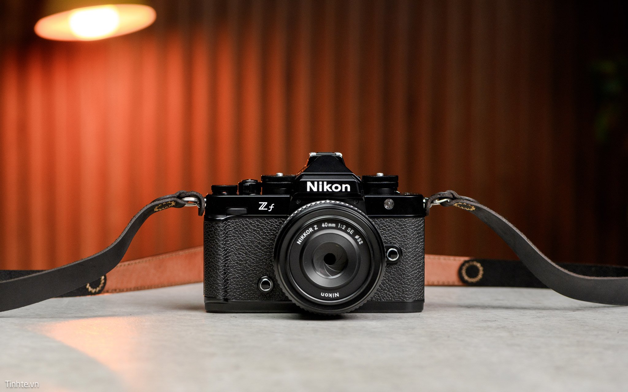 Đánh Giá Nikon Zf: Ngoại Hình Đẹp Cổ Điển, Hiệu Năng Mạnh Mẽ