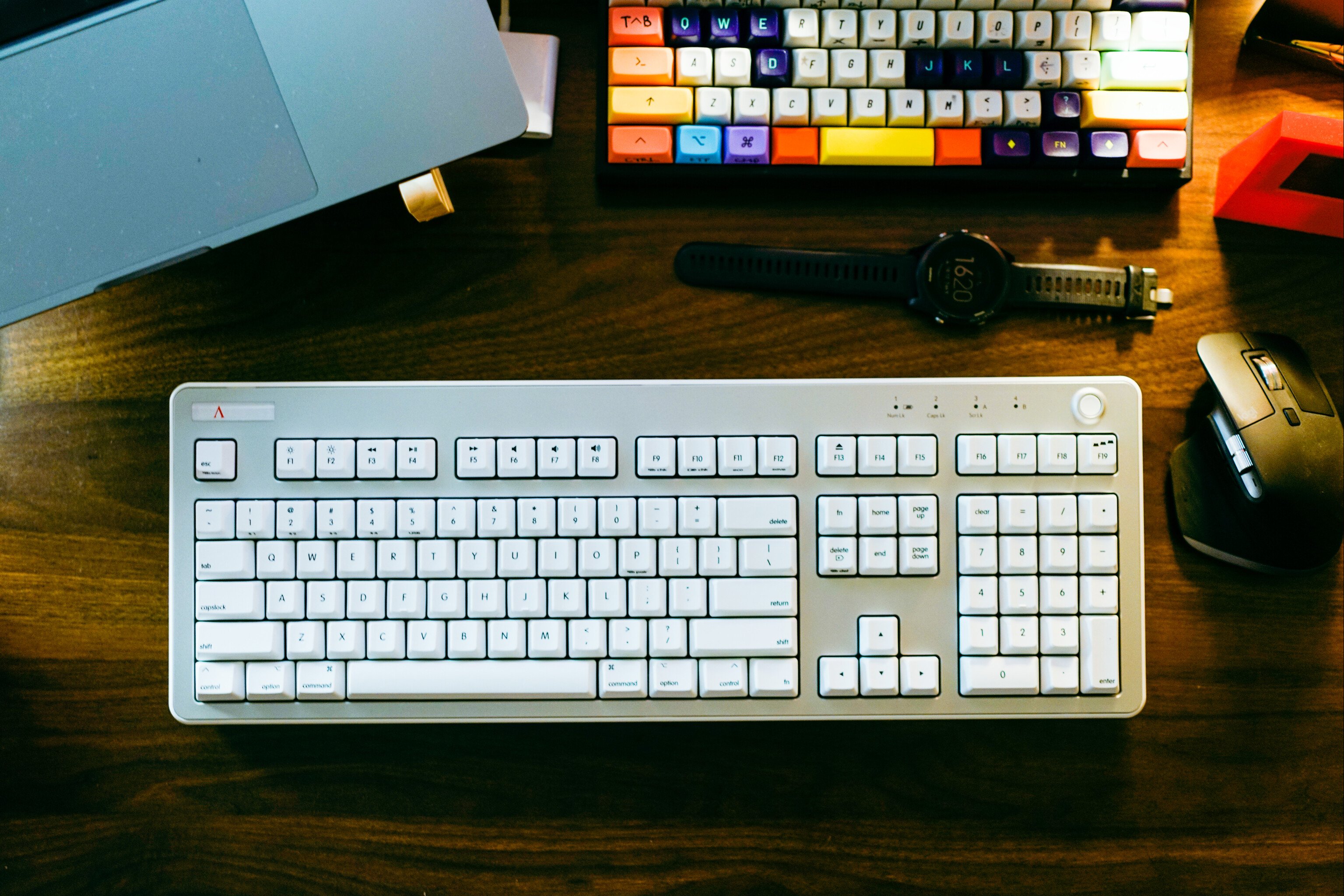 RealForce R3 Dành Cho Mac - Bốn mùa trôi qua, cuối cùng, em cũng đã đến ...