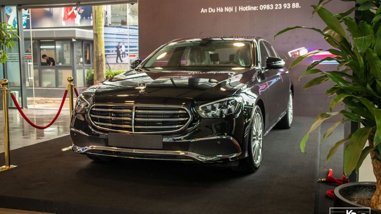 Mercedes-Benz E200 Exclusive 2021 - Sự Kỳ Diệu Đằng Sau Giá Hơn 2,3 Tỷ Đồng