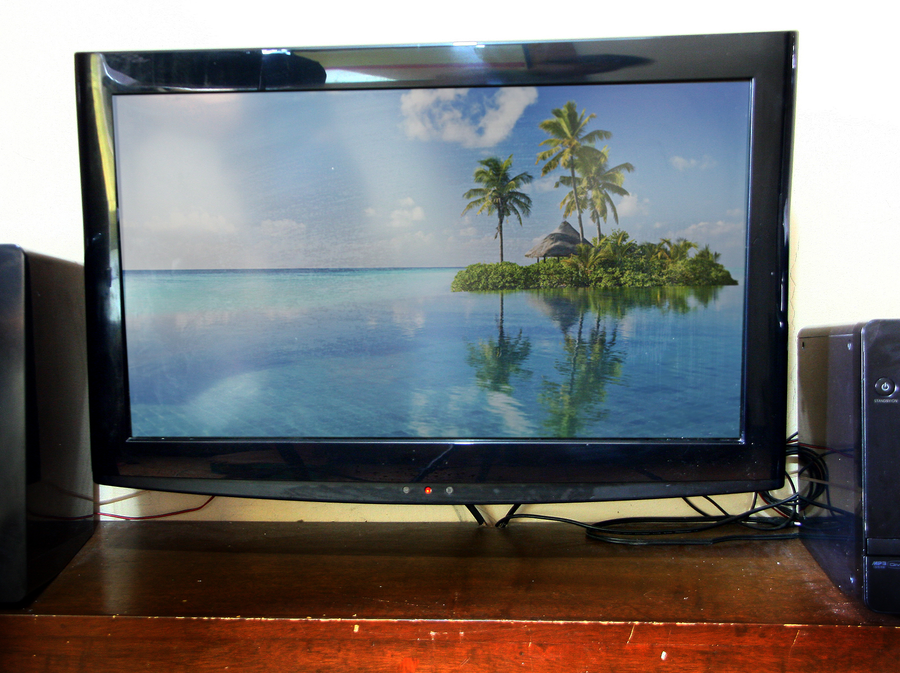 How to Install a Flat Screen TV: 12 Simple Steps (with Images) - Mytour