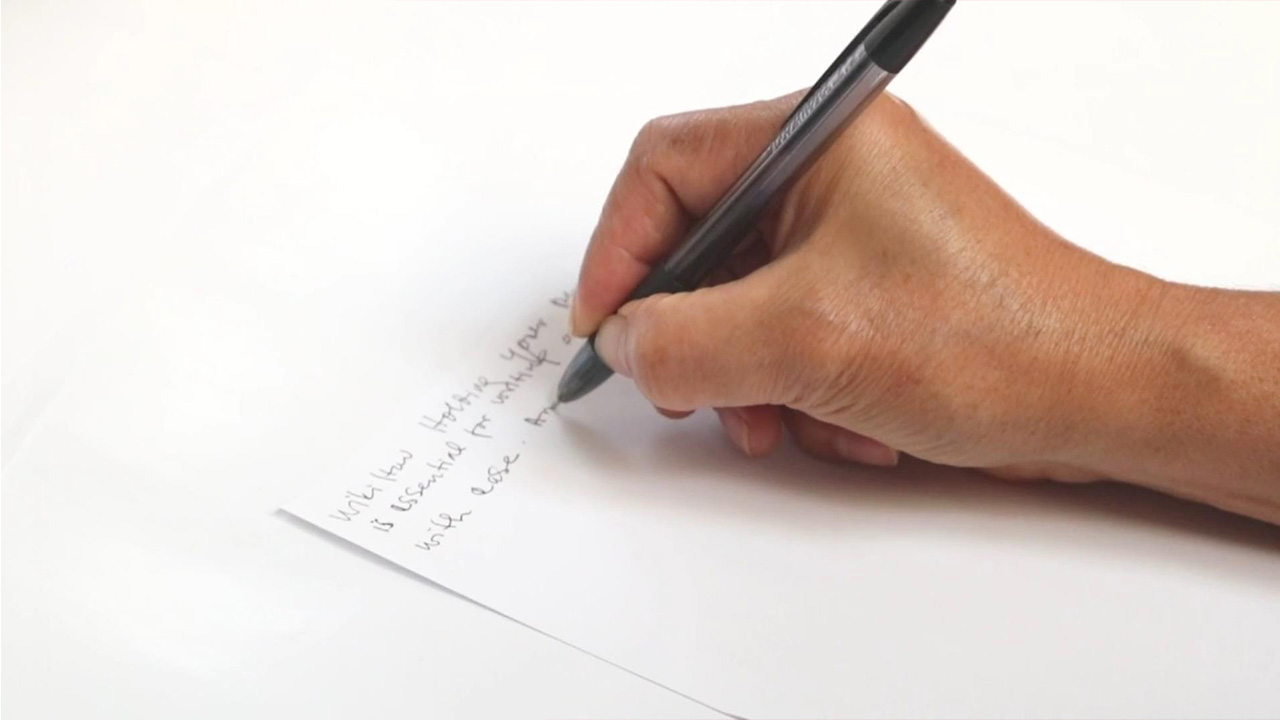Mastering 3 Techniques for Pen Grip - Mytour