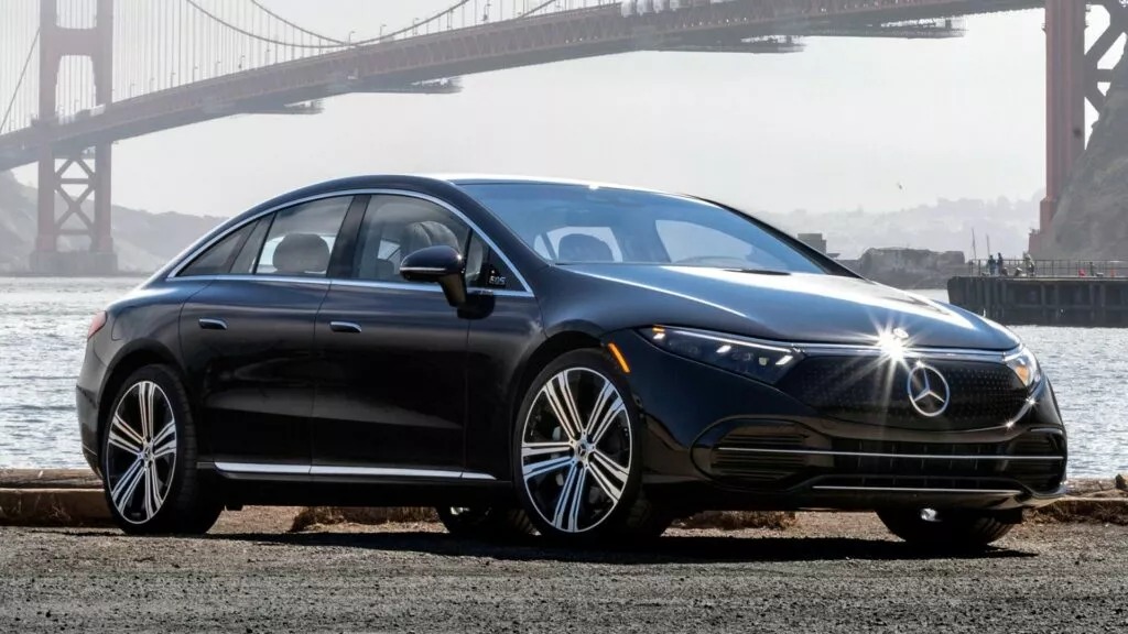 Xe siêu sang Koenigsegg Regera trị giá 200 tỷ đồng của đại gia Hoàng ...