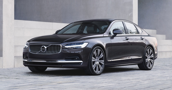 Những tiện nghi trên ghế sau của xe Volvo S90 đắt tiền