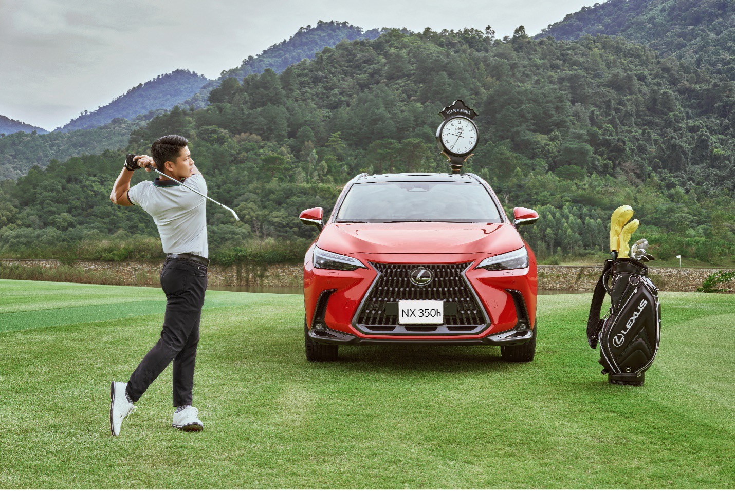 Lexus Hybrid: Điệu nhảy tuyệt vời của những người chơi golf chuyên nghiệp!