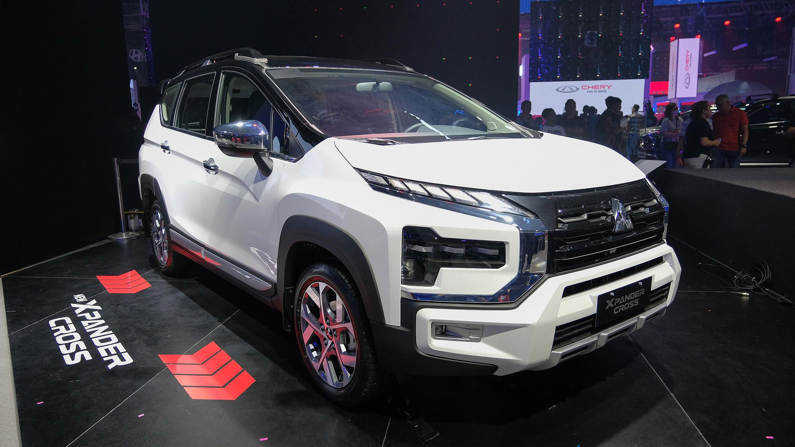 Mitsubishi Xpander Cross phiên bản đặc biệt chính thức ra mắt