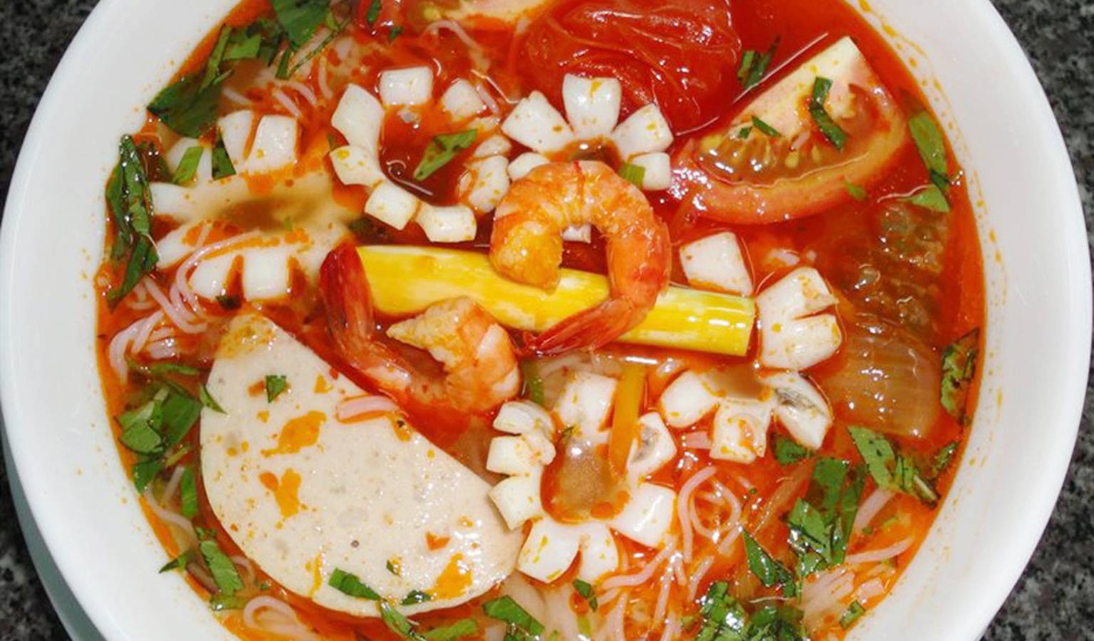 BMW X5 Li 2024 chính thức ra mắt tại Trung Quốc, mang đến những trang ...