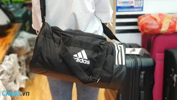 Tối ưu hóa 7 chiếc túi du lịch Adidas phổ biến nhất năm 2024