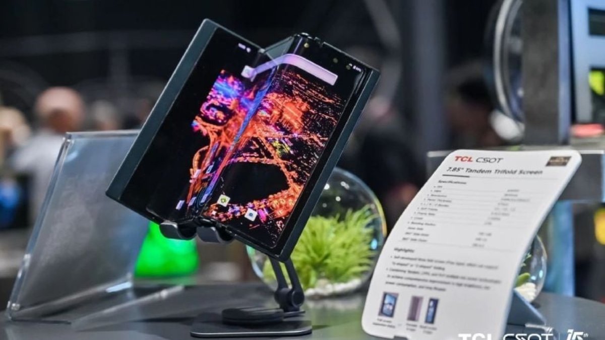 TCL CSOT tung ra điện thoại thông minh gập 3 màn hình đầu tiên trên toàn cầu