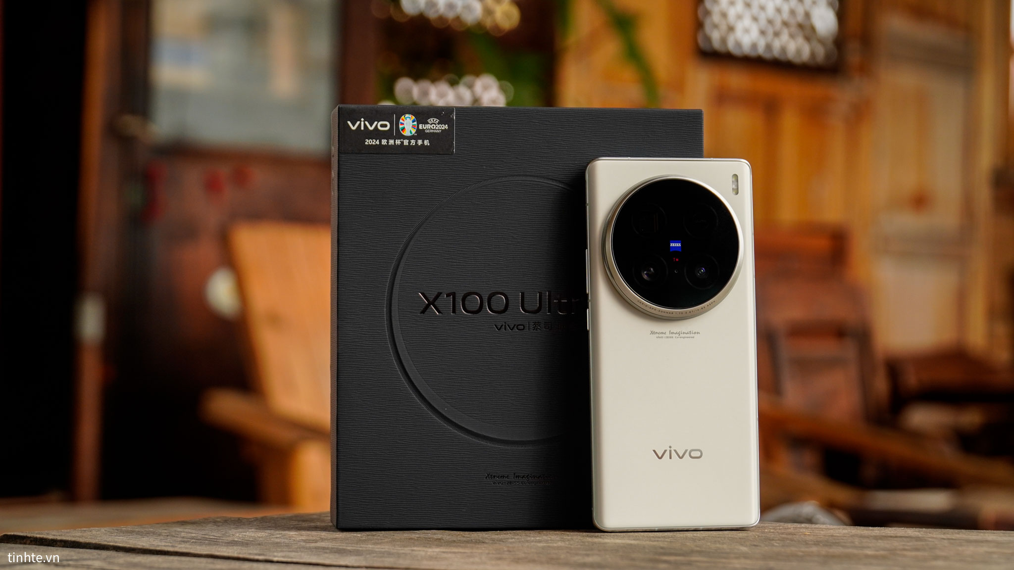 Mở hộp và trên tay vivo X100 Ultra: Thiết kế đẳng cấp, hoàn thiện tinh tế, camera đỉnh cao