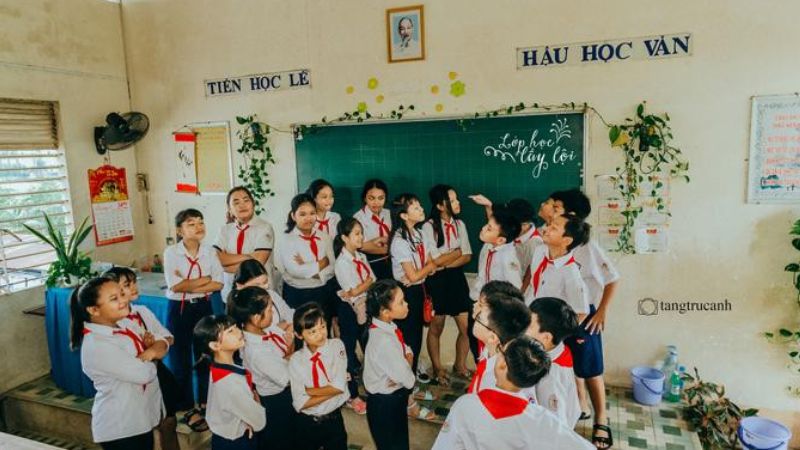 Hơn 100 hình nền trường học đẹp lung linh cho điện thoại và máy tính