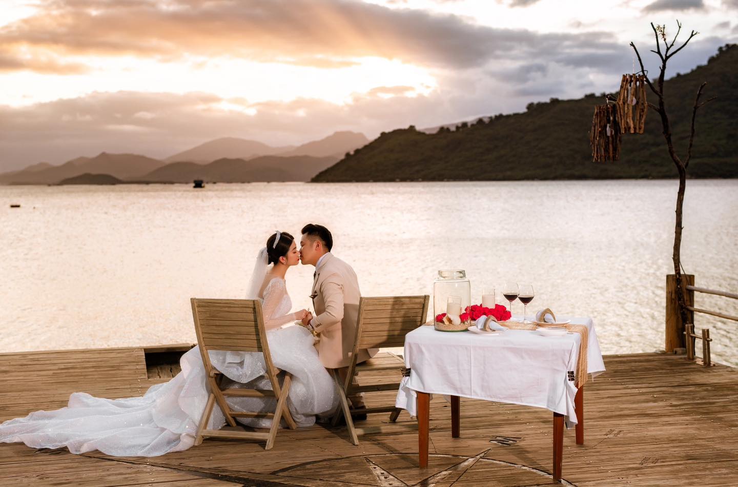 Khám phá 8 đánh giá chi tiết về dịch vụ chụp ảnh cưới tại Cuong Tran Studio - Mytour.vn | Mytour