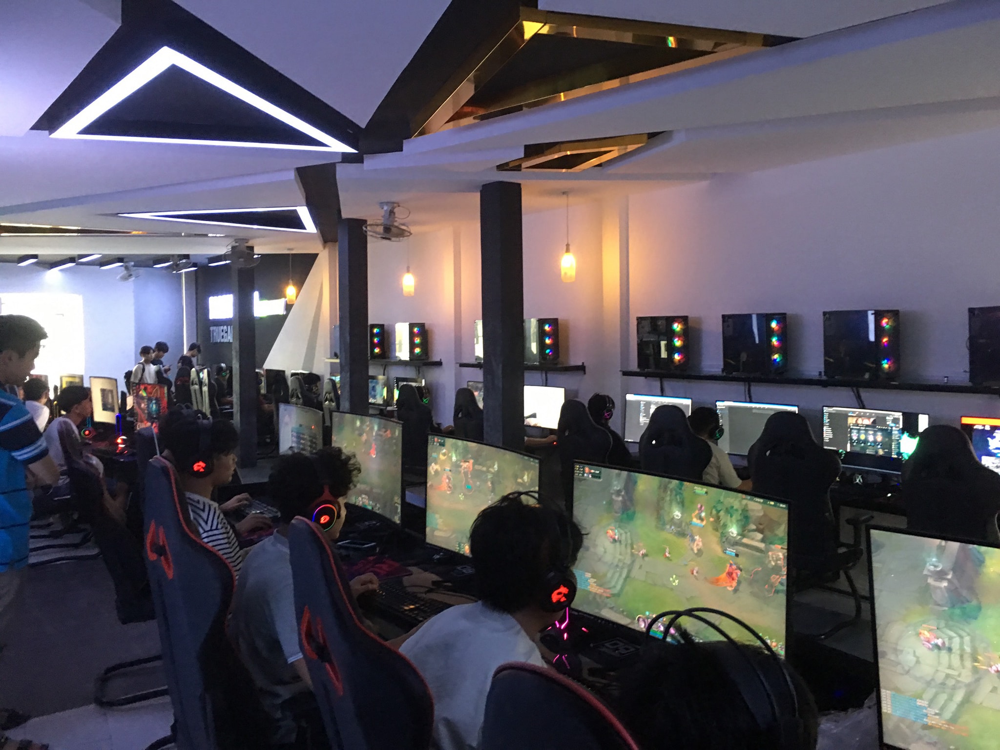 Khám phá 7 quán game hàng đầu tại Nha Trang - Mytour.vn | Mytour