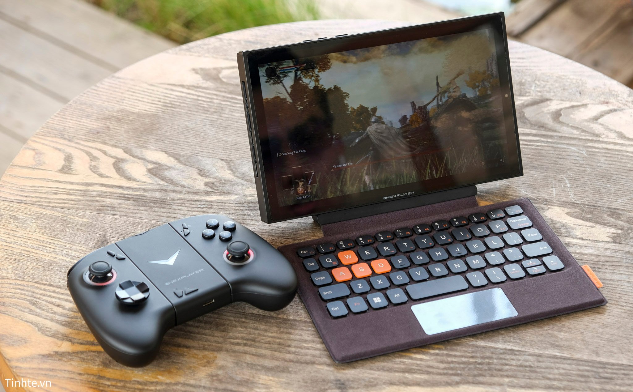 Khám phá One-Netbook trong lĩnh vực Handheld Gaming PC và dòng sản phẩm ...