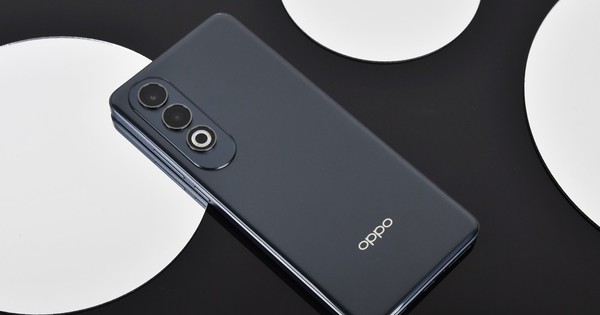 Hình ảnh thực tế OPPO K12 Plus: Snapdragon 7 Gen 3, pin 6.400mAh, giá chỉ trên 6 triệu đồng