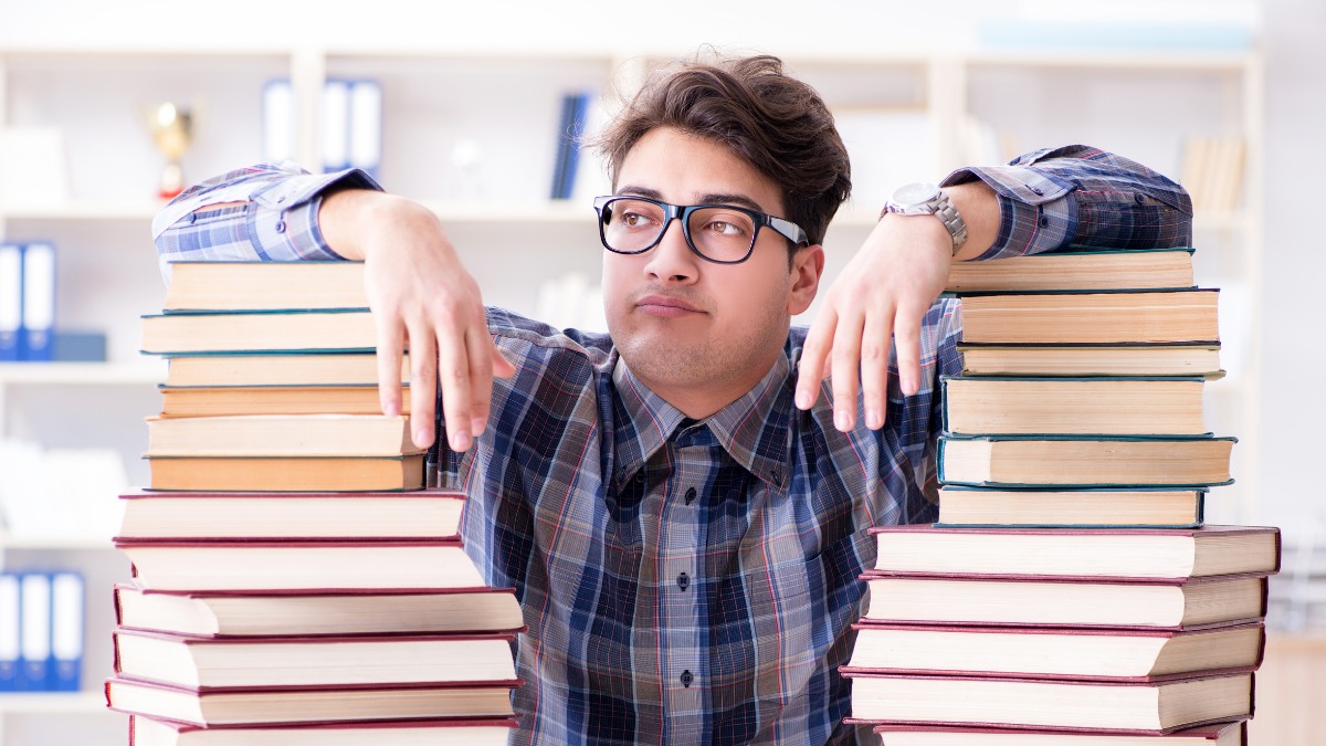 Nerd là gì? Phân biệt giữa Nerd và Geek một cách chi tiết.