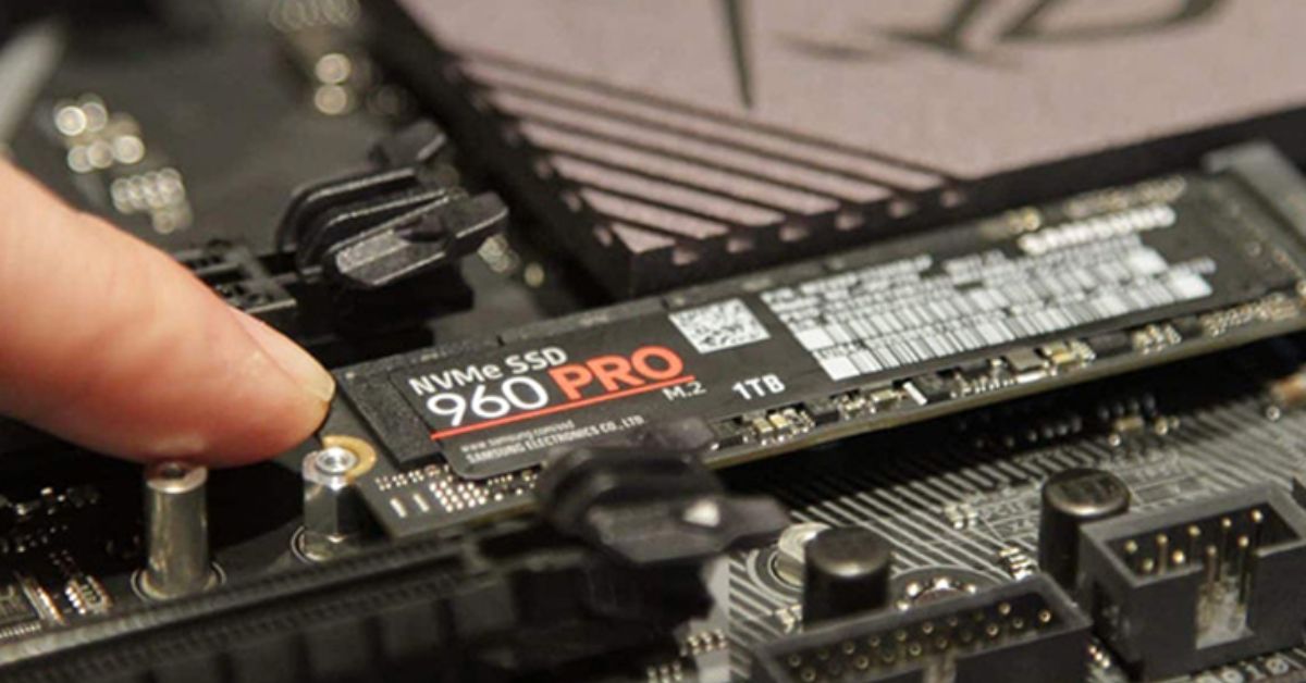Ổ cứng SSD M2 là gì? Những đặc điểm nổi bật của nó là gì? Có điểm gì ...