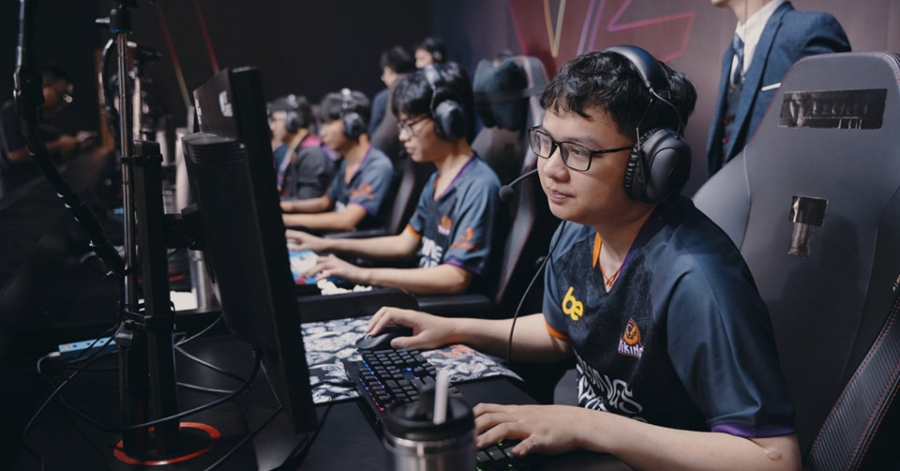 Khi tham gia "Cúp Người Già", SofM đã tạo nên cú sốc lớn khiến dàn huyền thoại LPL phải chịu ám ảnh