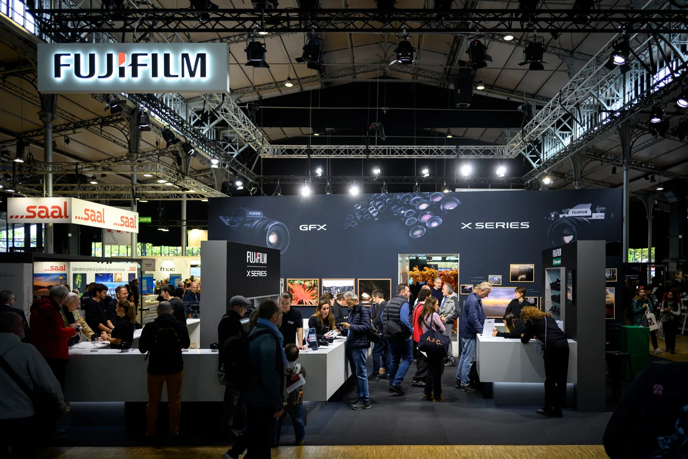 Giám đốc nhiếp ảnh của Fujifilm tại Pháp: Nếu không tính máy ảnh full ...