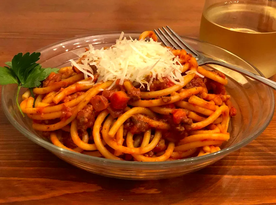 Mom's Spaghetti Bolognese – A delicious take on the classic Italian ...