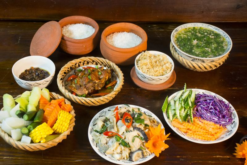 Top 6 Best Clay Pot Rice Restaurants in Quang Binh Province - Mytour.vn