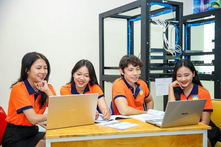 Top 6 Universities with QS Star 4-Star Certification - Mytour.vn